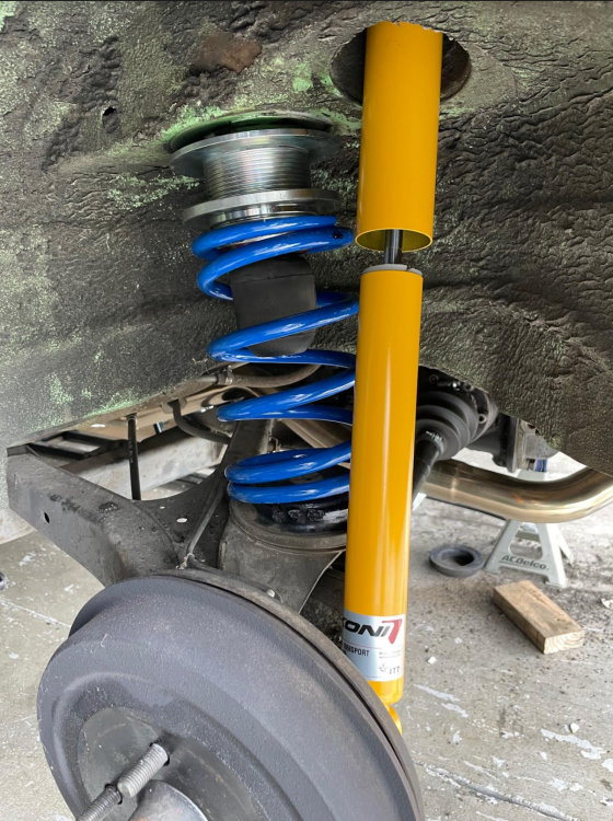 Upper spring pad solution for rear adjustable perches? |﻿ BMW 2002 and ...