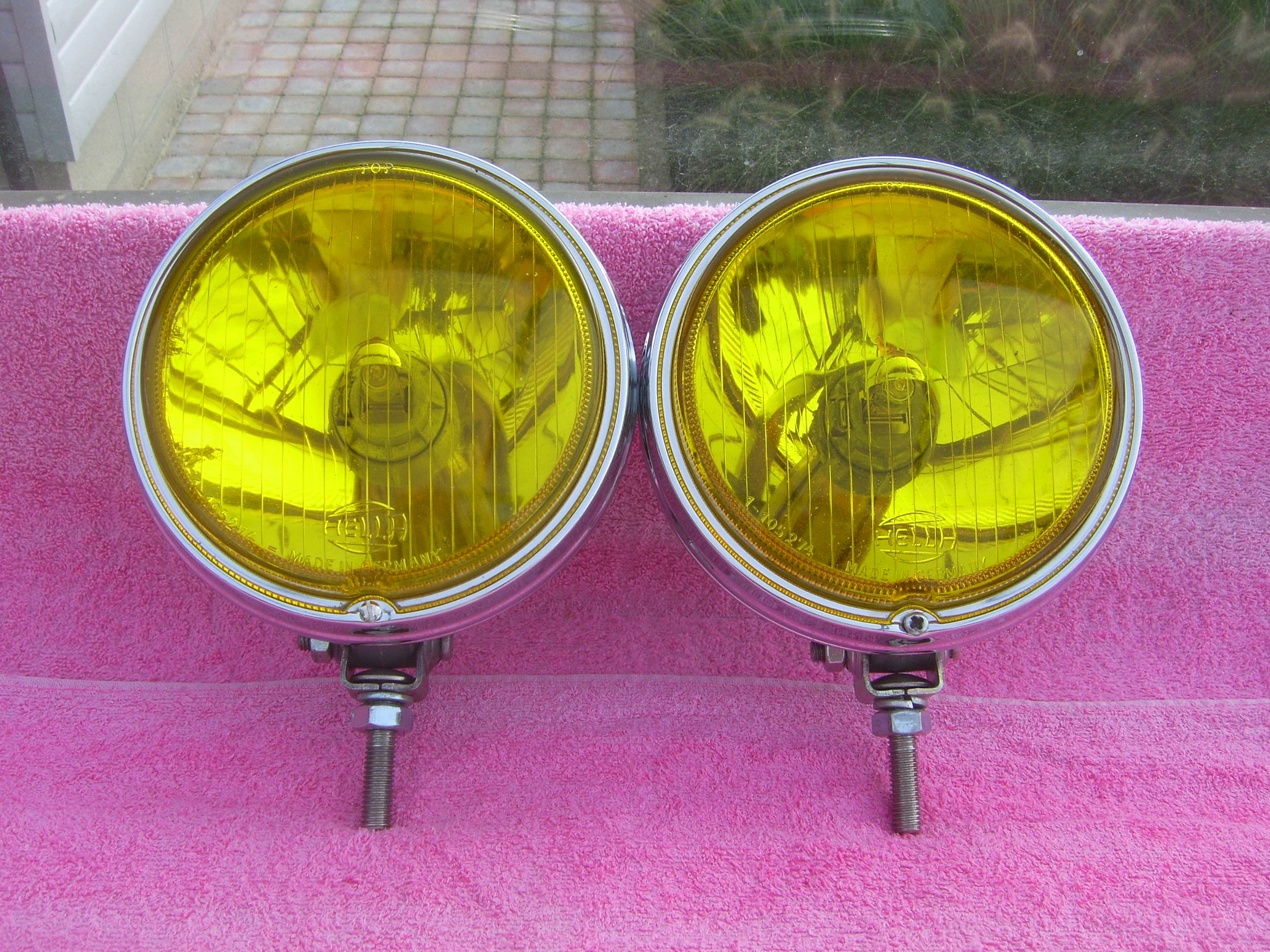 FS: Hella 142 Yellow Driving Lights - Miscellaneous - 2002FAQ