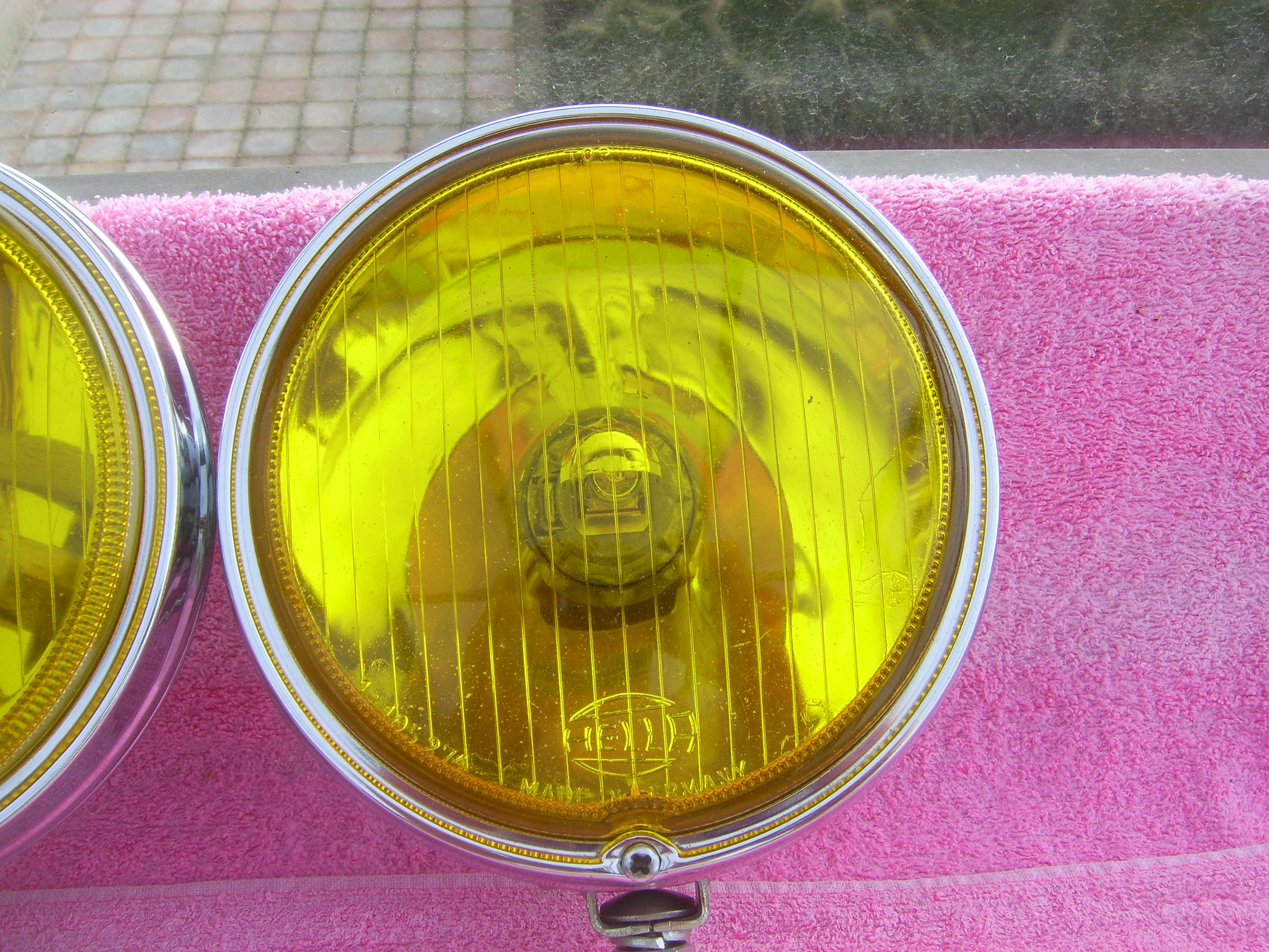FS: Hella 142 Yellow Driving Lights - Miscellaneous - 2002FAQ