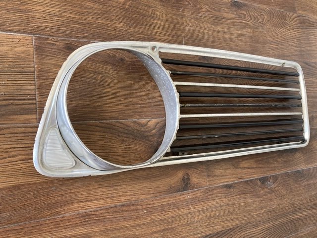 Passenger side 72-73 shallow grille & steering wheel - Miscellaneous ...