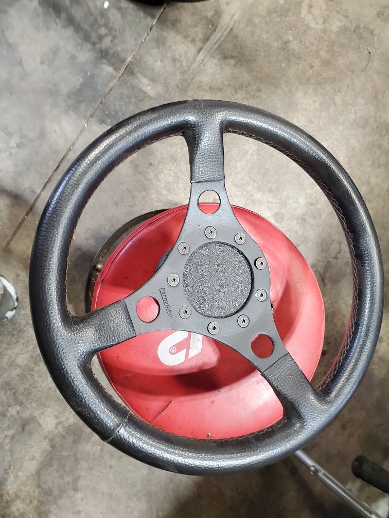 Formuling steering wheel and hub - Miscellaneous - 2002FAQ