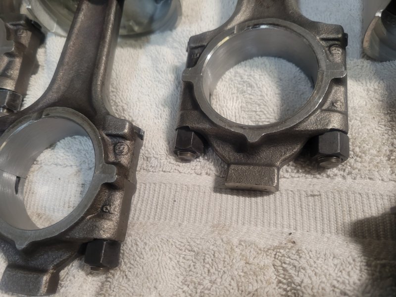 Connecting Rod Oil Hole Question |﻿ BMW 2002 and other '02