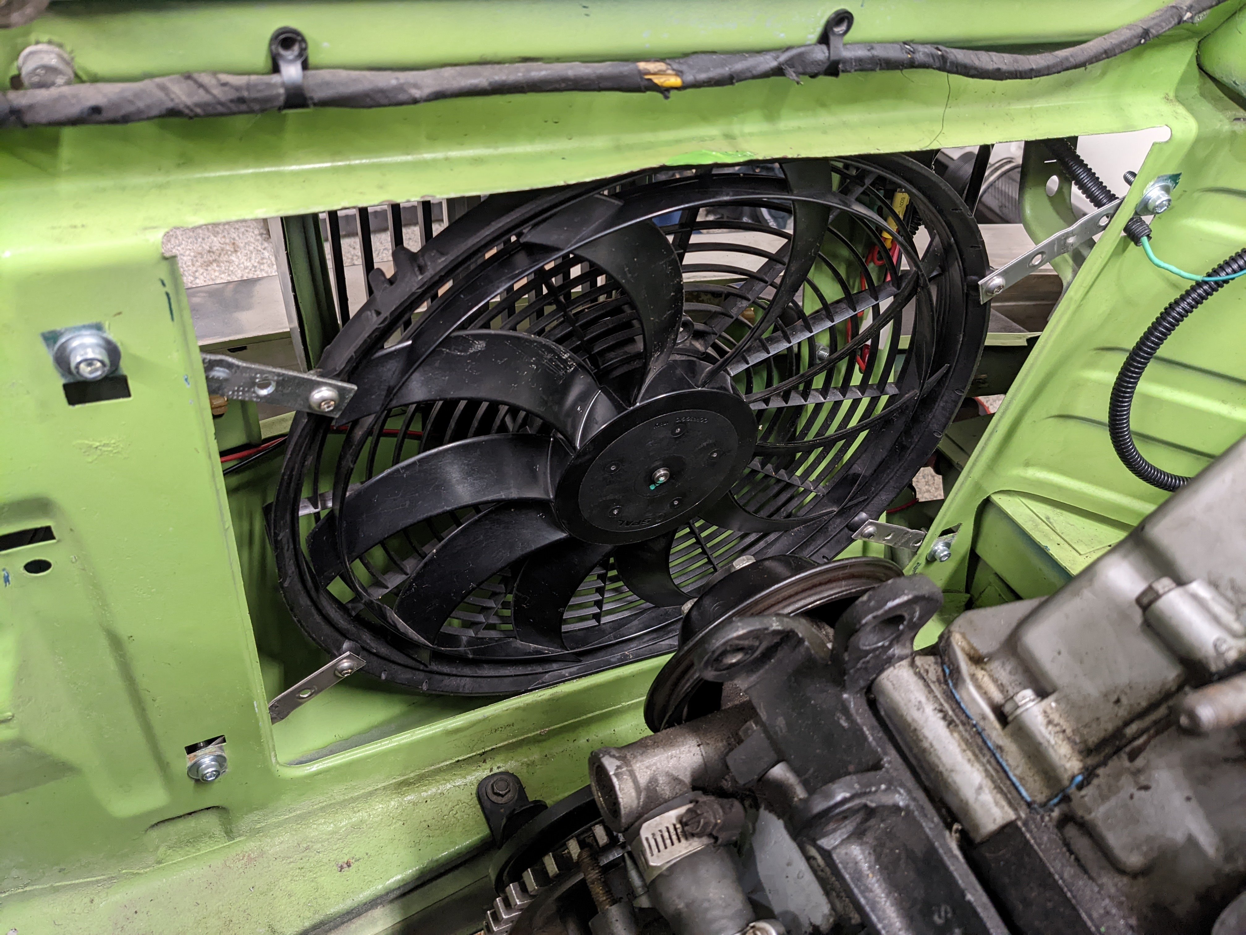 13" Spal fan mounting made easy! |﻿ BMW 2002 and other '02