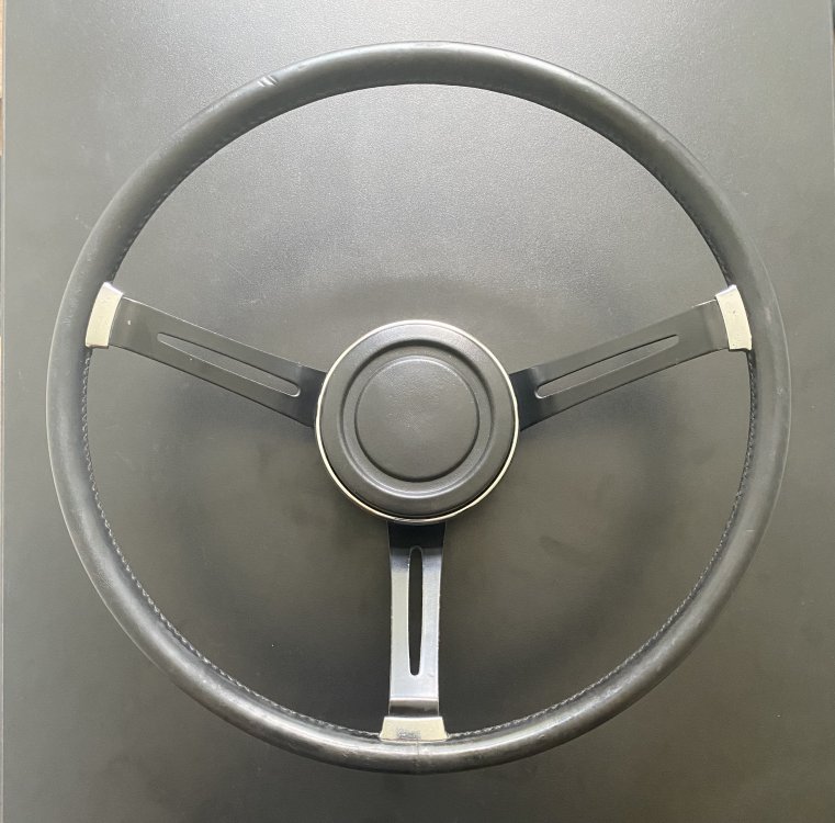 OEM e9 leather steering wheel - Miscellaneous - 2002FAQ