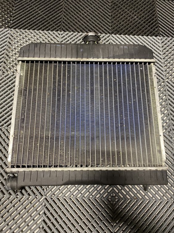 SOLD - For sale: BMW 2002 radiator |﻿ Miscellaneous