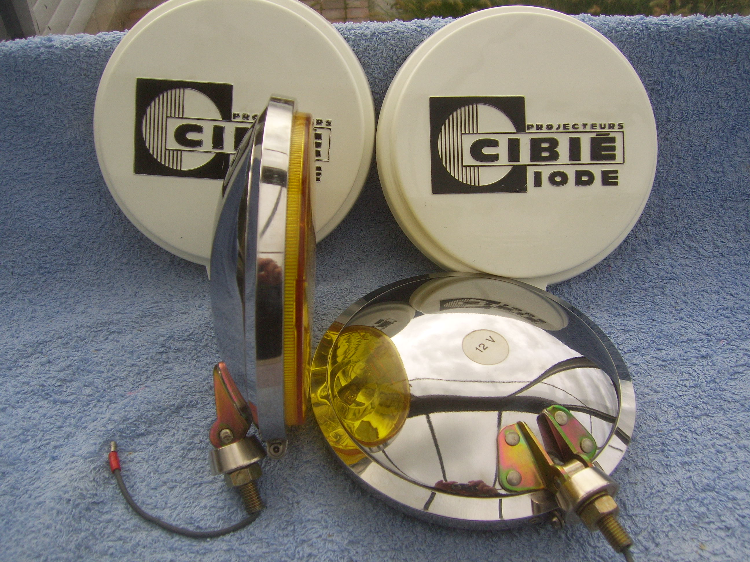 SOLD Set NOS Cibie 45 Yellow Driving Lights + Set NOS Covers ...