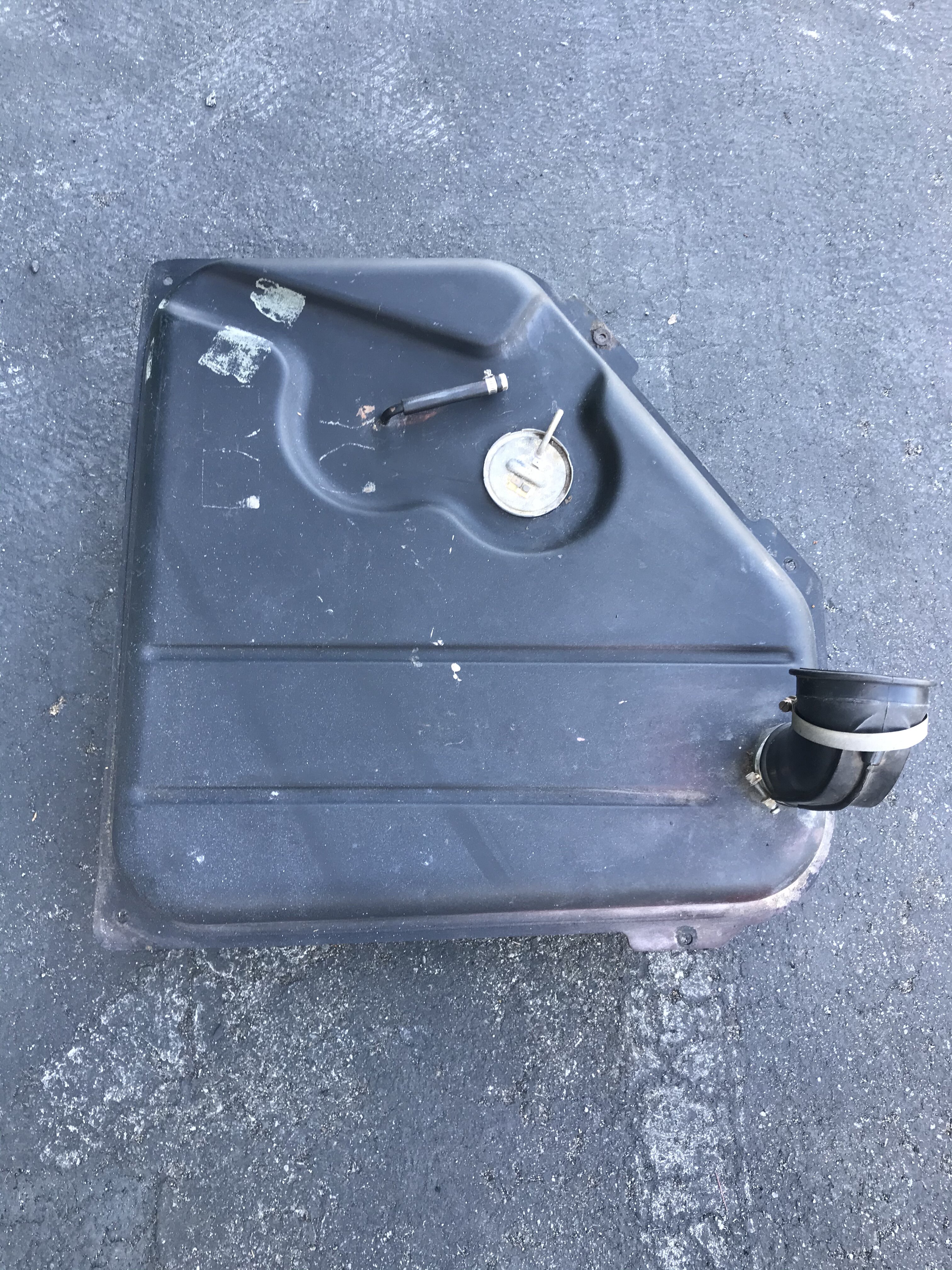 Original Early 2002 gas tank neck and sender |﻿ Miscellaneous