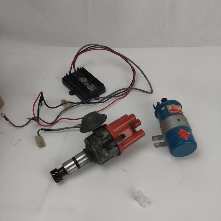 SOLD 0 231 170 164 dizzy with pertronix,coil and module SOLD ...