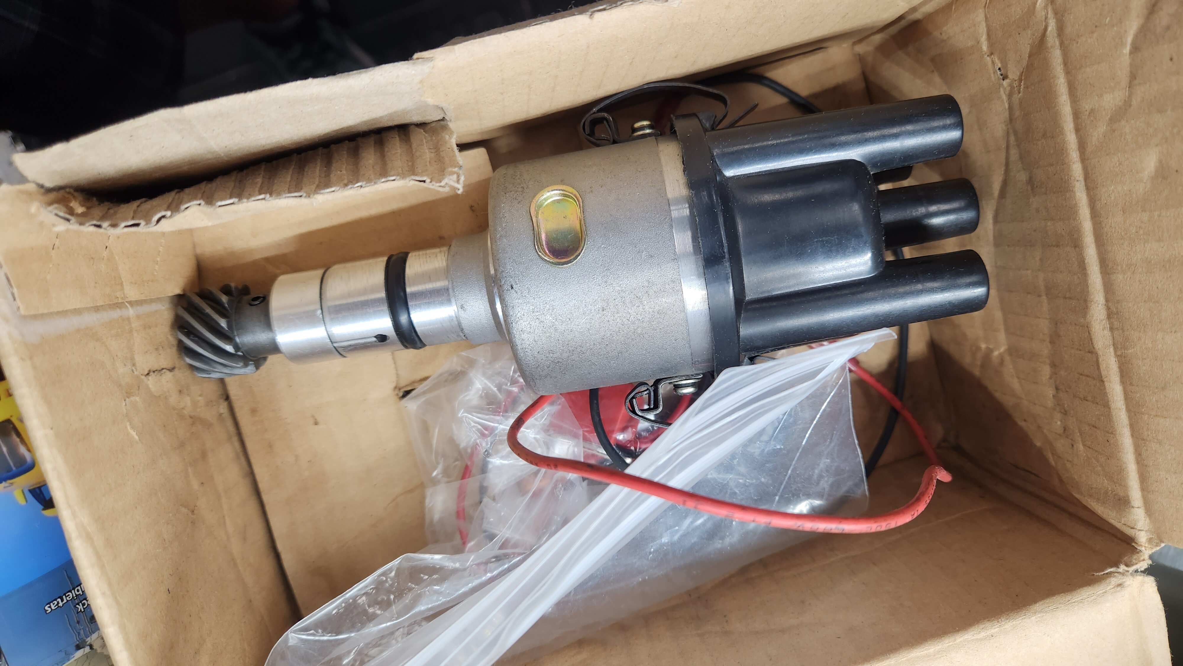 (SOLD, SOLD,SOLD) IE dizzy distributor |﻿ Miscellaneous