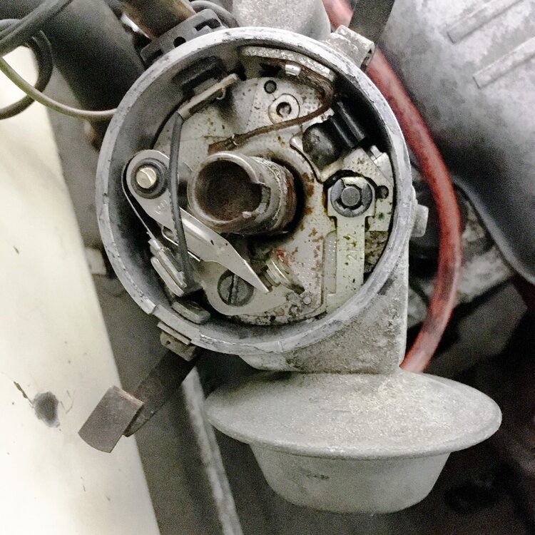 Distributor with vacuum retard but not reversed points |﻿ BMW 2002 and ...