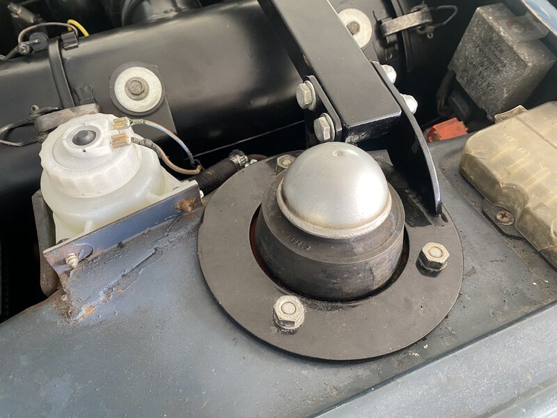 Strut top/cap question - BMW 2002 and other '02 - 2002FAQ