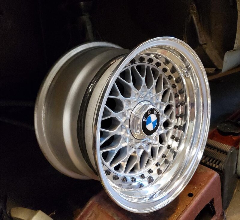 Tire Sizes |﻿ BMW 2002 and other '02