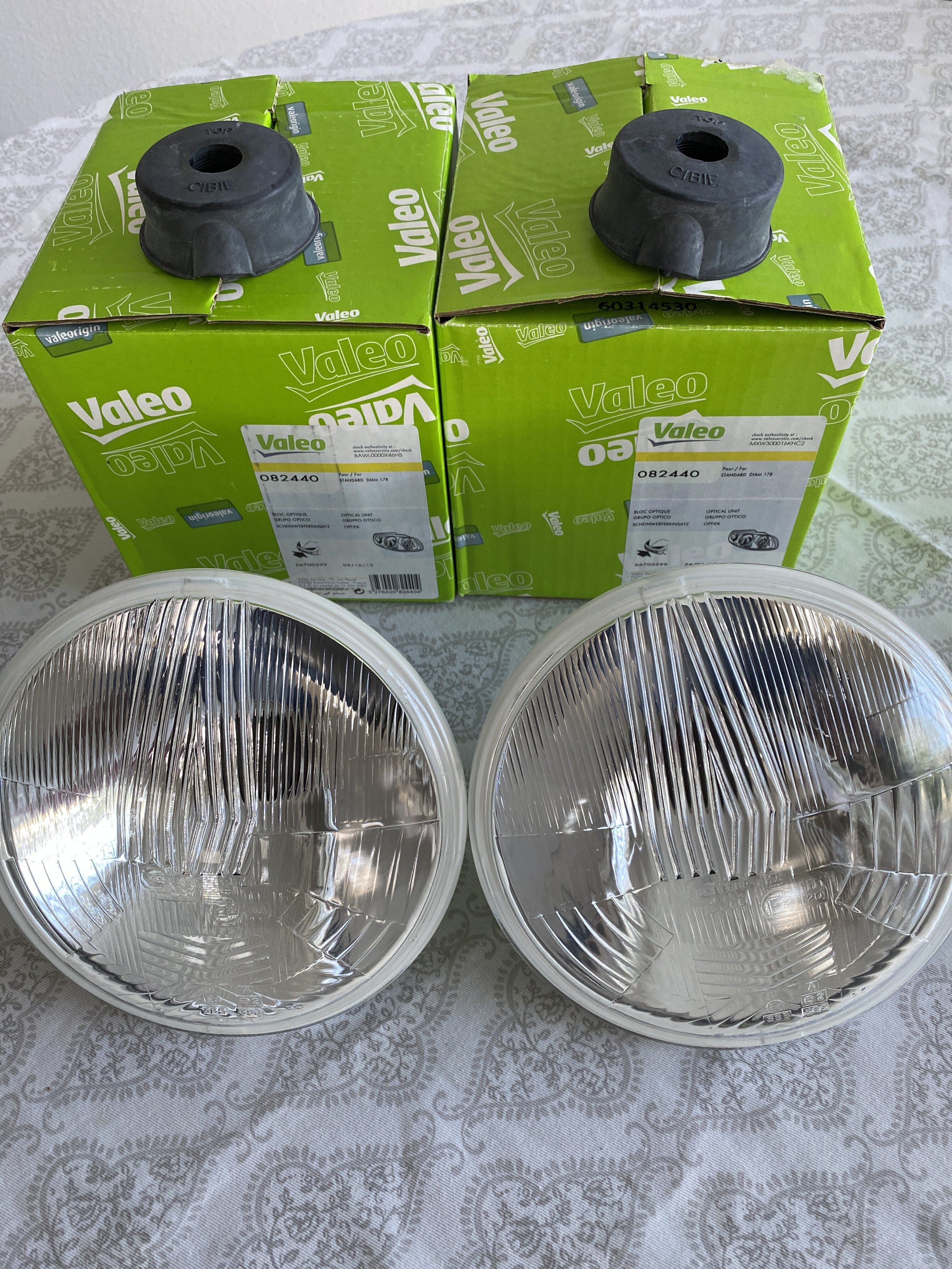 CIBIE Lights 082440……$200 - Miscellaneous - 2002FAQ