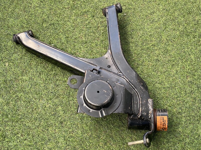 NOS Rear Right Trailing Arm |﻿ Miscellaneous