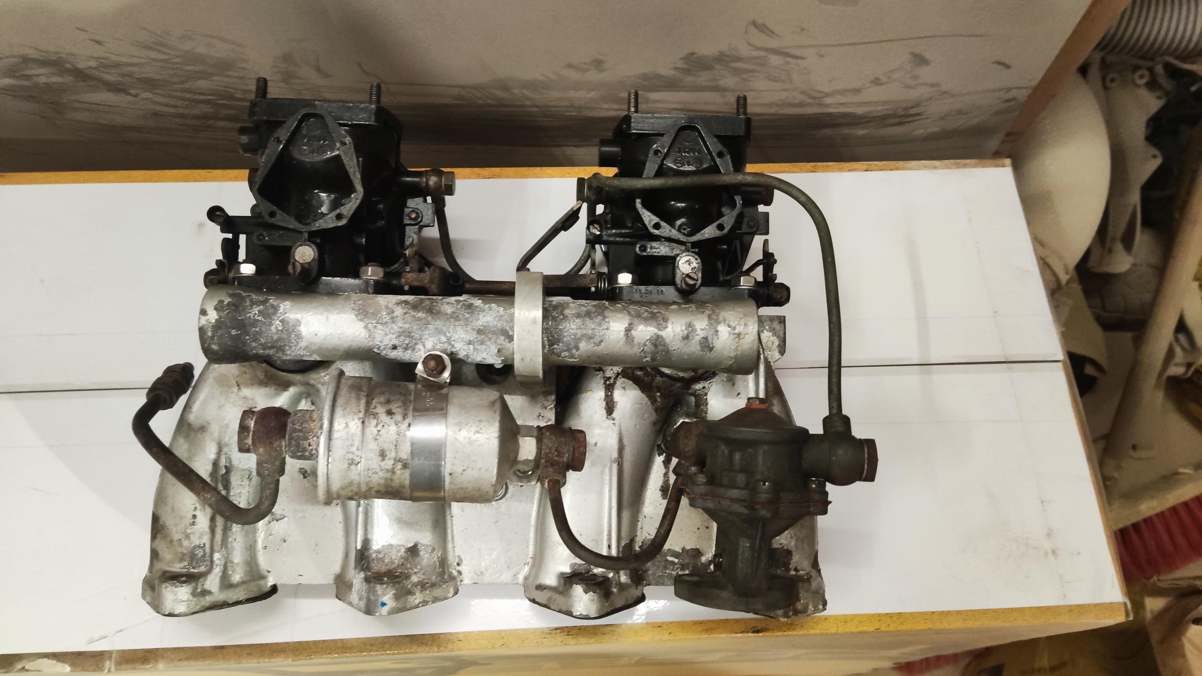 Marine B130 Dual carb intake - BMW 2002 and other '02 - 2002FAQ