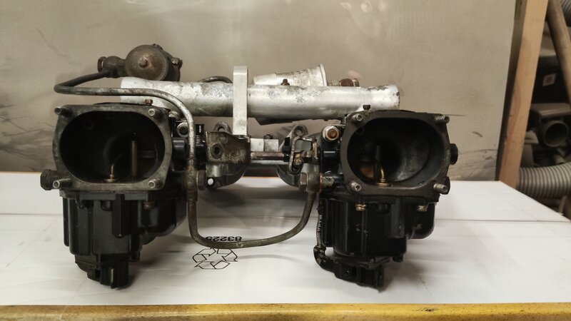 Marine B130 Dual carb intake - BMW 2002 and other '02 - 2002FAQ