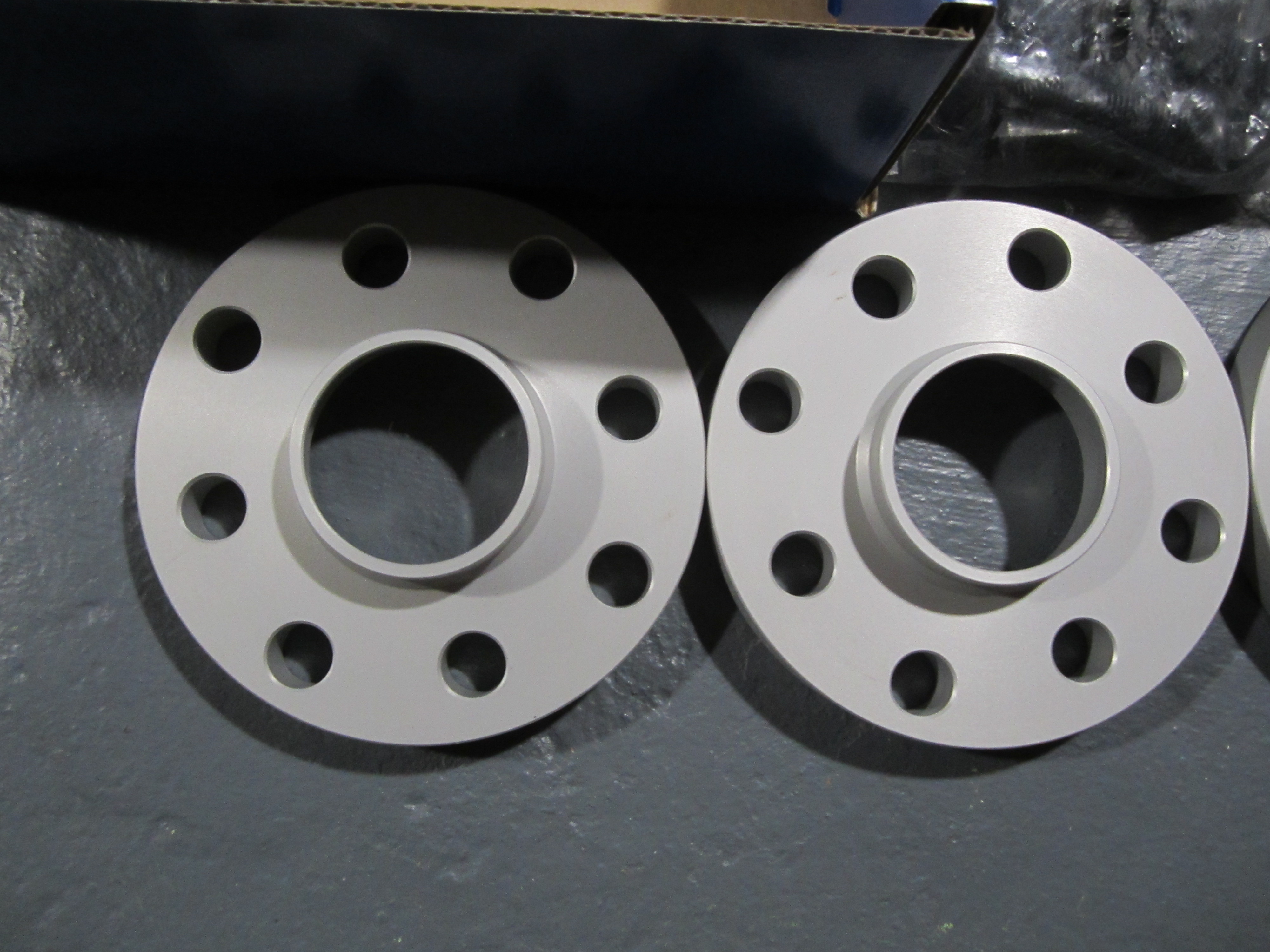 New set of 15mm H&R spacers with longer bolts |﻿ Miscellaneous