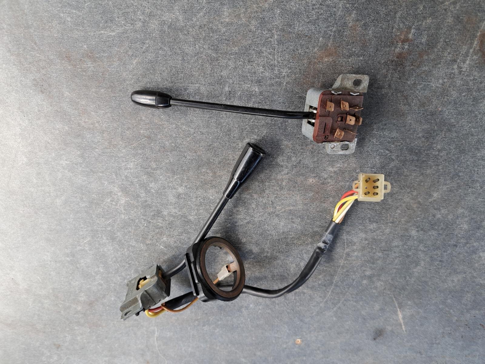 Early 02 (+NK) turn indicator switch + 02 hi/lo beam switch ...