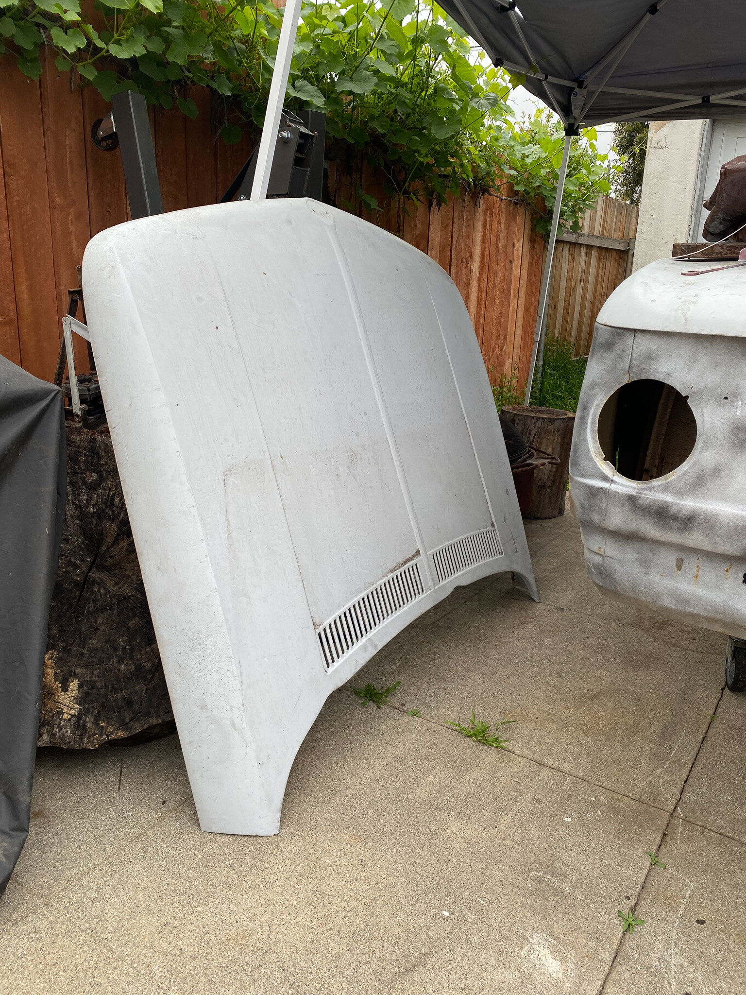 Welding has begun! "The Cattle Chaser" |﻿ 1969 BMW 1600-2 "The Cattle ...