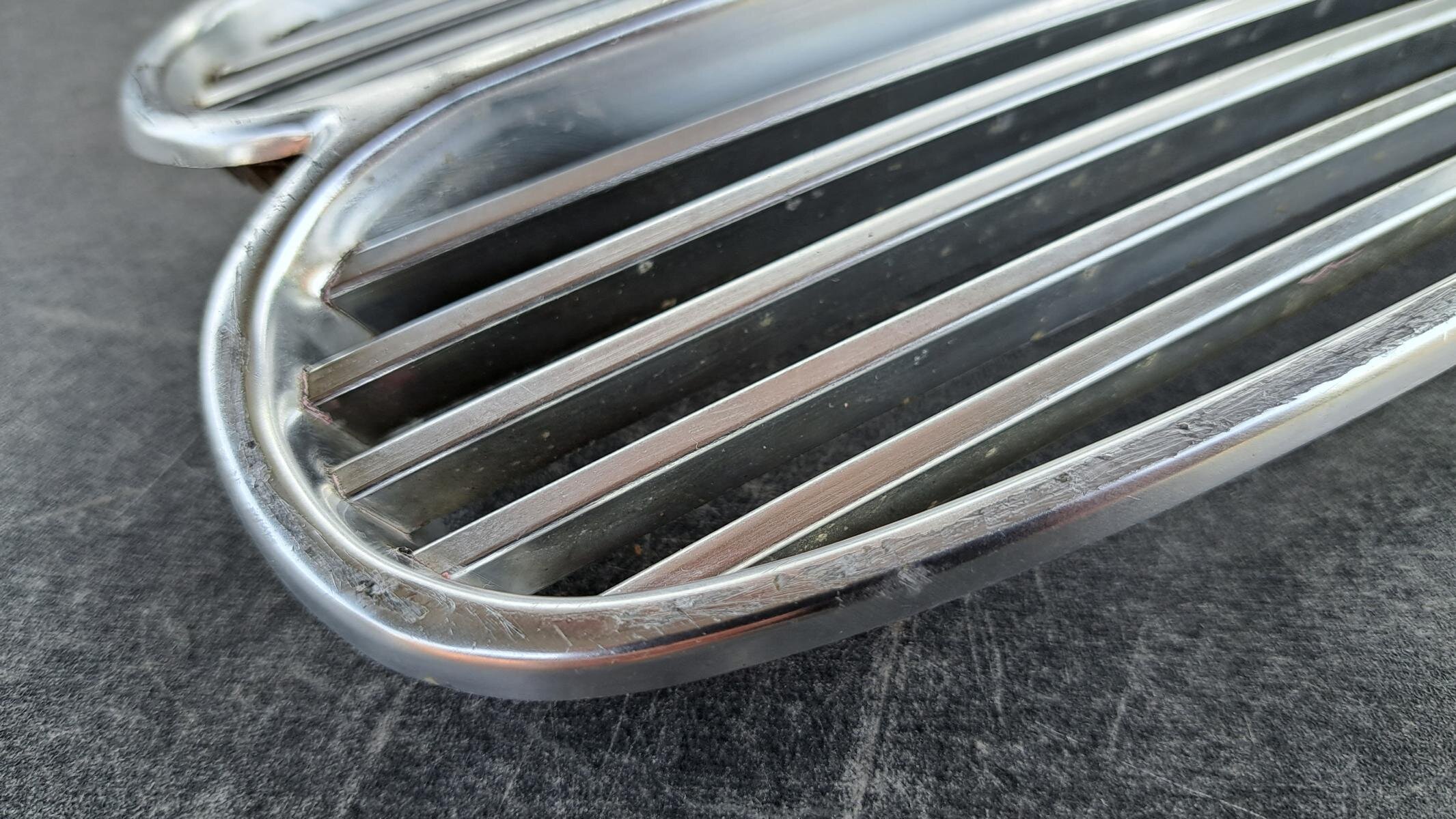 10 slat kidney grill for NK and early 02 1600 |﻿ Body and Interior