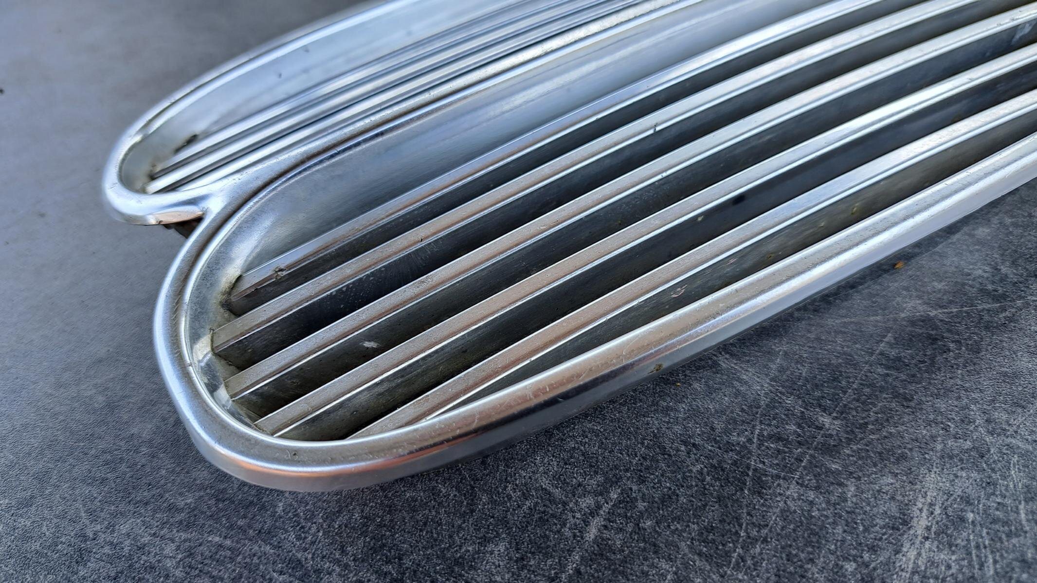 10 slat kidney grill for NK and early 02 1600 |﻿ Body and Interior