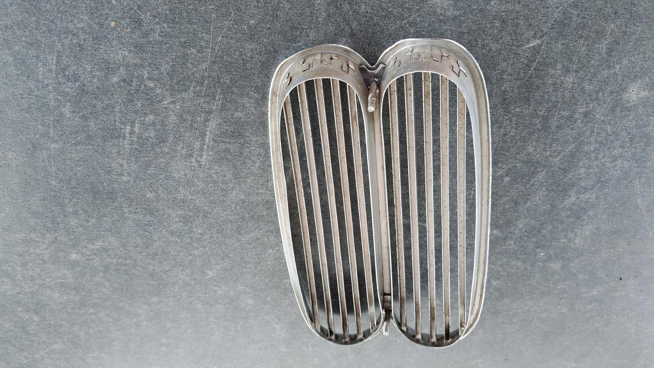 10 slat kidney grill for NK and early 02 1600 |﻿ Body and Interior