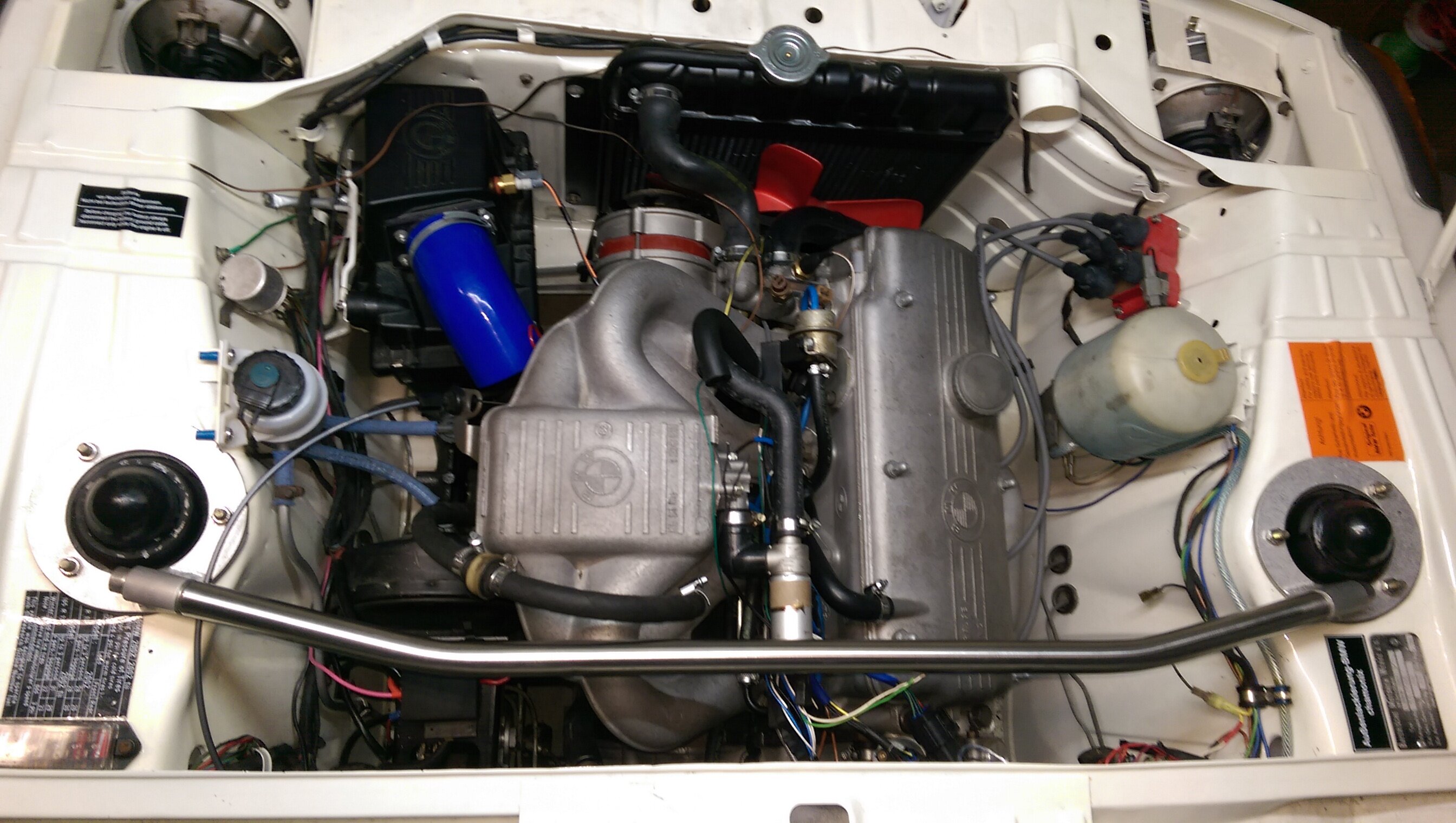 M10 Intake Manifolds (for EFI) - BMW 2002 and other '02 - 2002FAQ