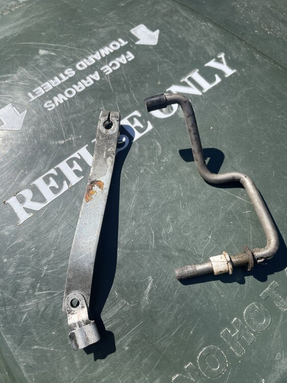 Accelerator pedal first outside linkage |﻿ Parts Wanted