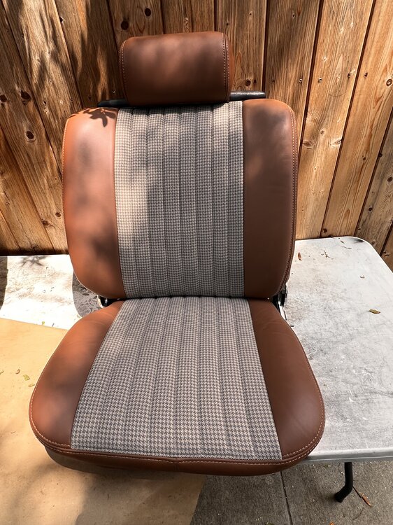 Saddle brown two tone seats |﻿ Miscellaneous