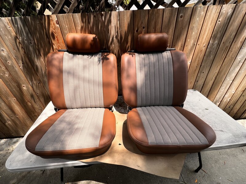 Saddle brown two tone seats |﻿ Miscellaneous