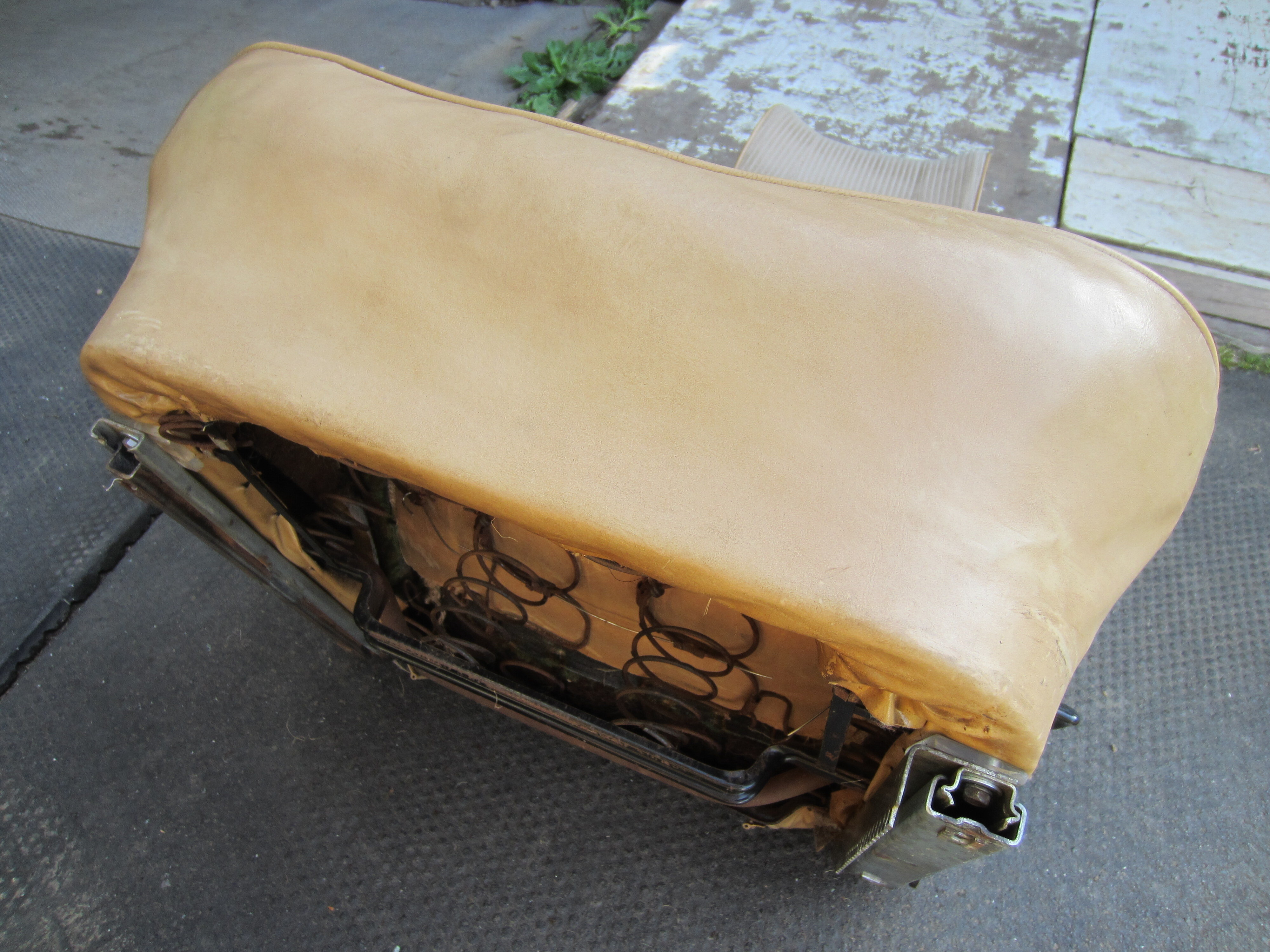Reinforcing a oem seat bottom - BMW 2002 and other '02 - 2002FAQ