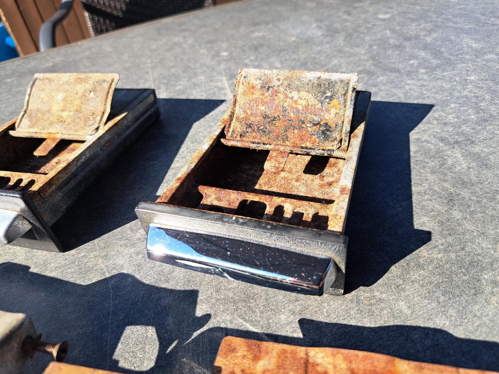 Ash trays w/ mounting frame and hazard switch, black & wood |﻿ Body and ...