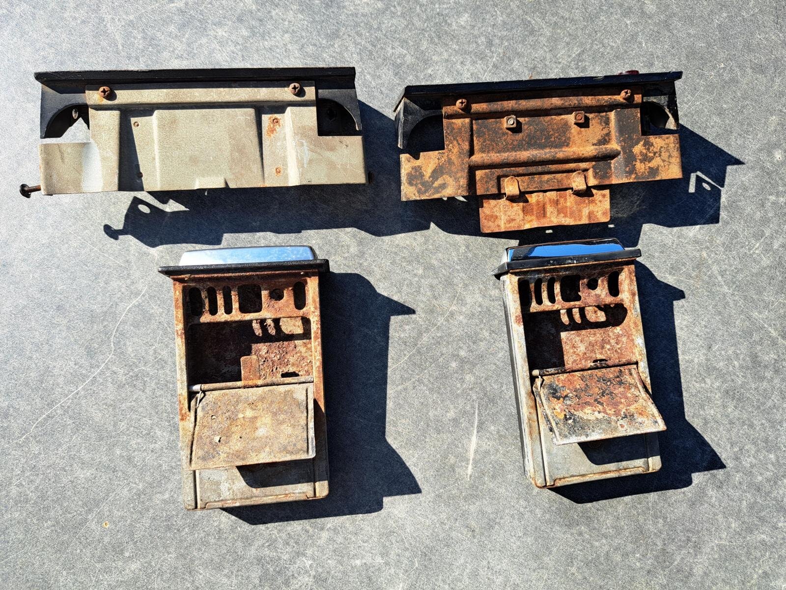 Ash trays w/ mounting frame and hazard switch, black & wood |﻿ Body and ...