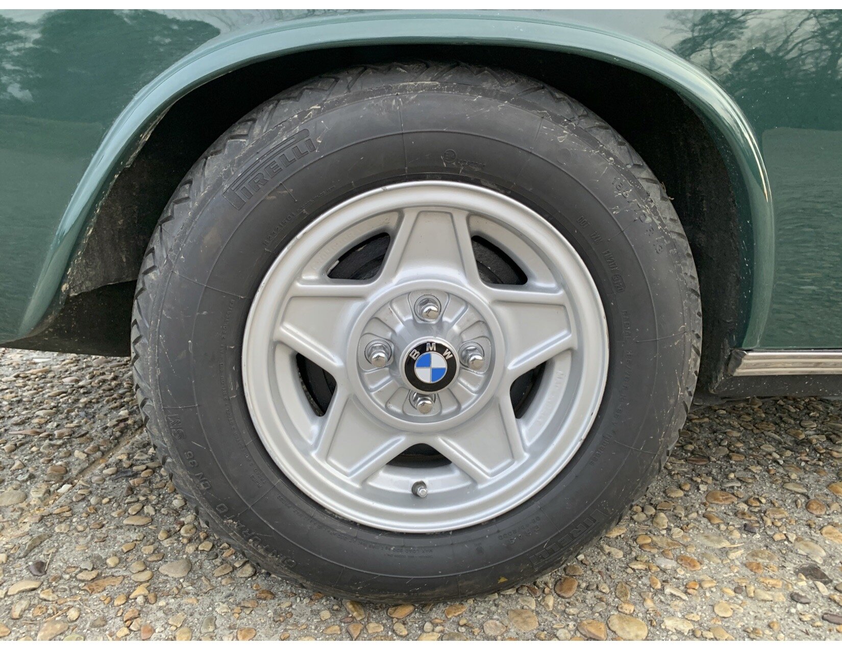 Wheel caps - BMW 2002 and other '02 - 2002FAQ