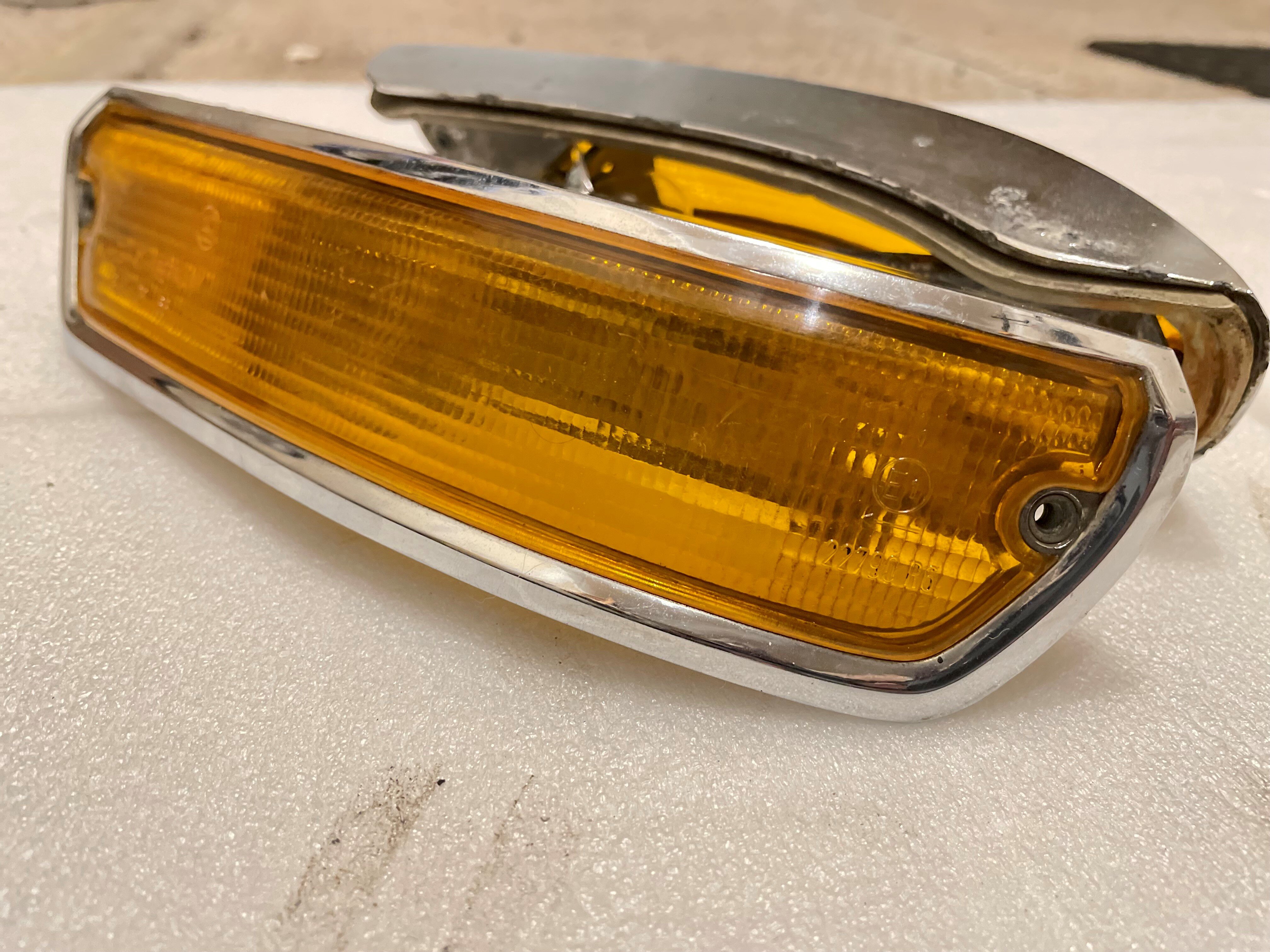 OEM Euro Front Blinkers L/R |﻿ Body and Interior