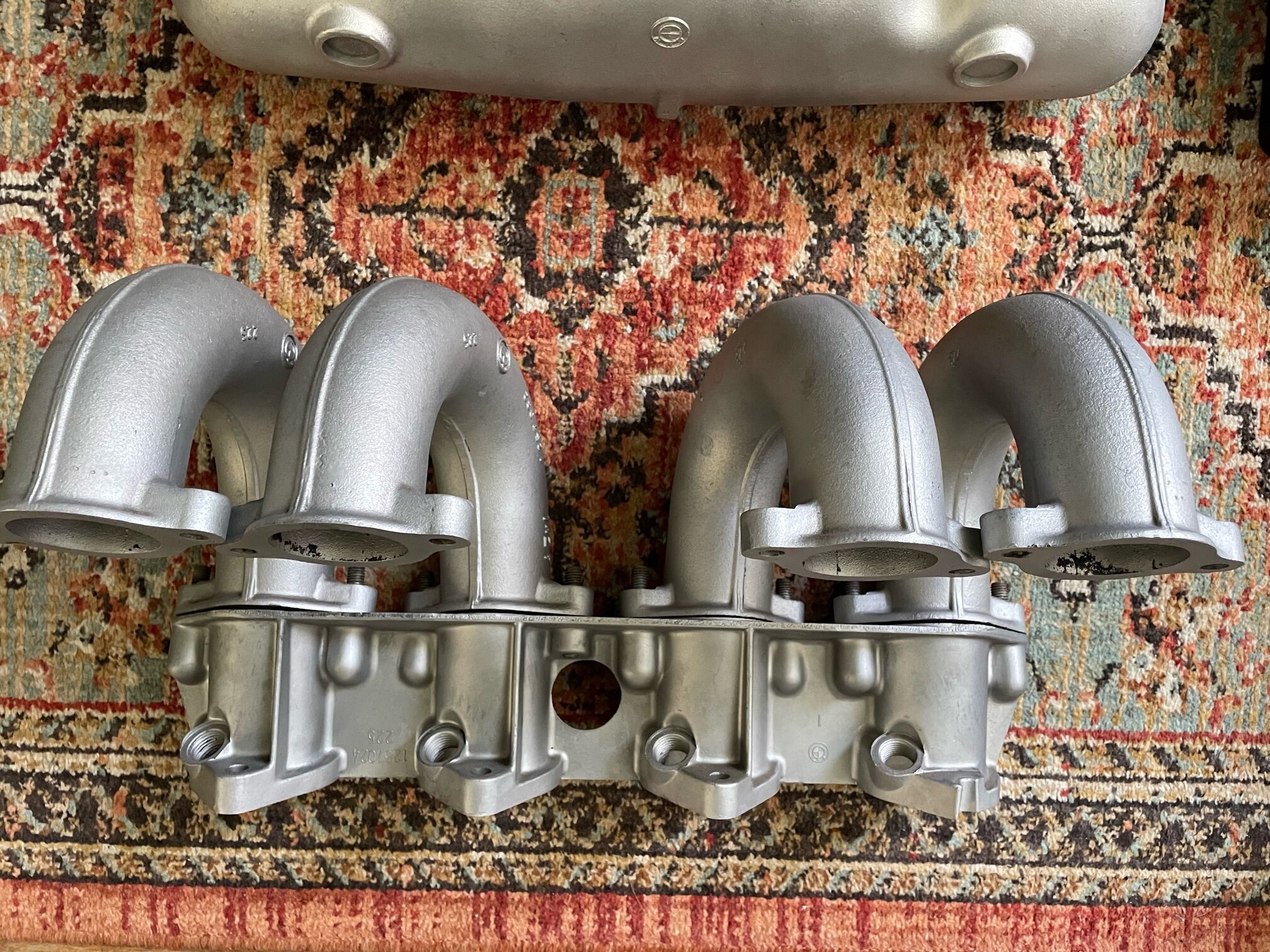 Intake Plenum Date Matched For '74 tii - Engine and Drivetrain - 2002FAQ
