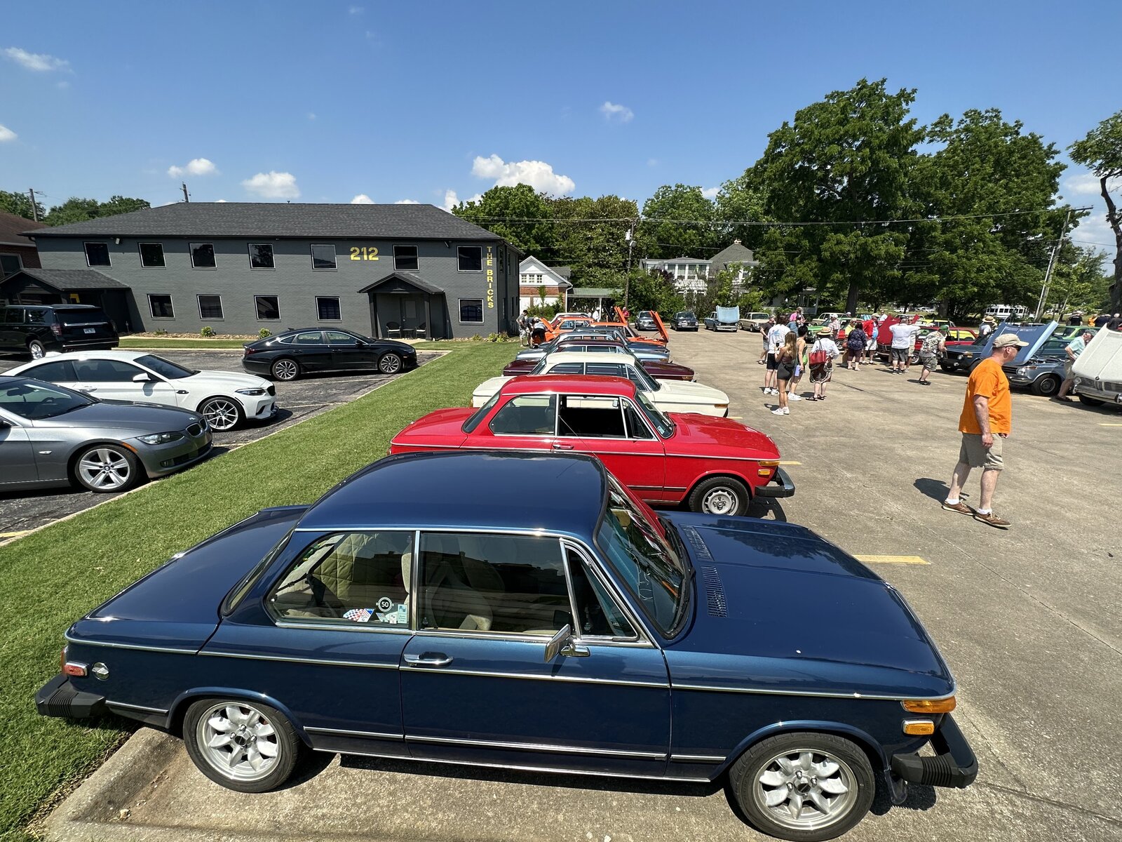 IMG_0202.jpeg - Event Photos - BMW 2002 FAQ