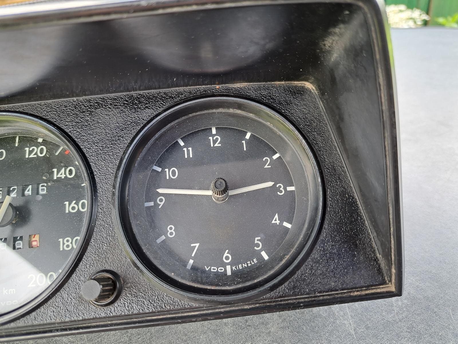 Nice 2nd series euro instrument cluster, 200 km/h kph - Body and ...