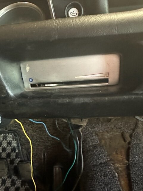 Dash heater control bezel plate removal on early (69) 2002 |﻿ BMW 2002 ...