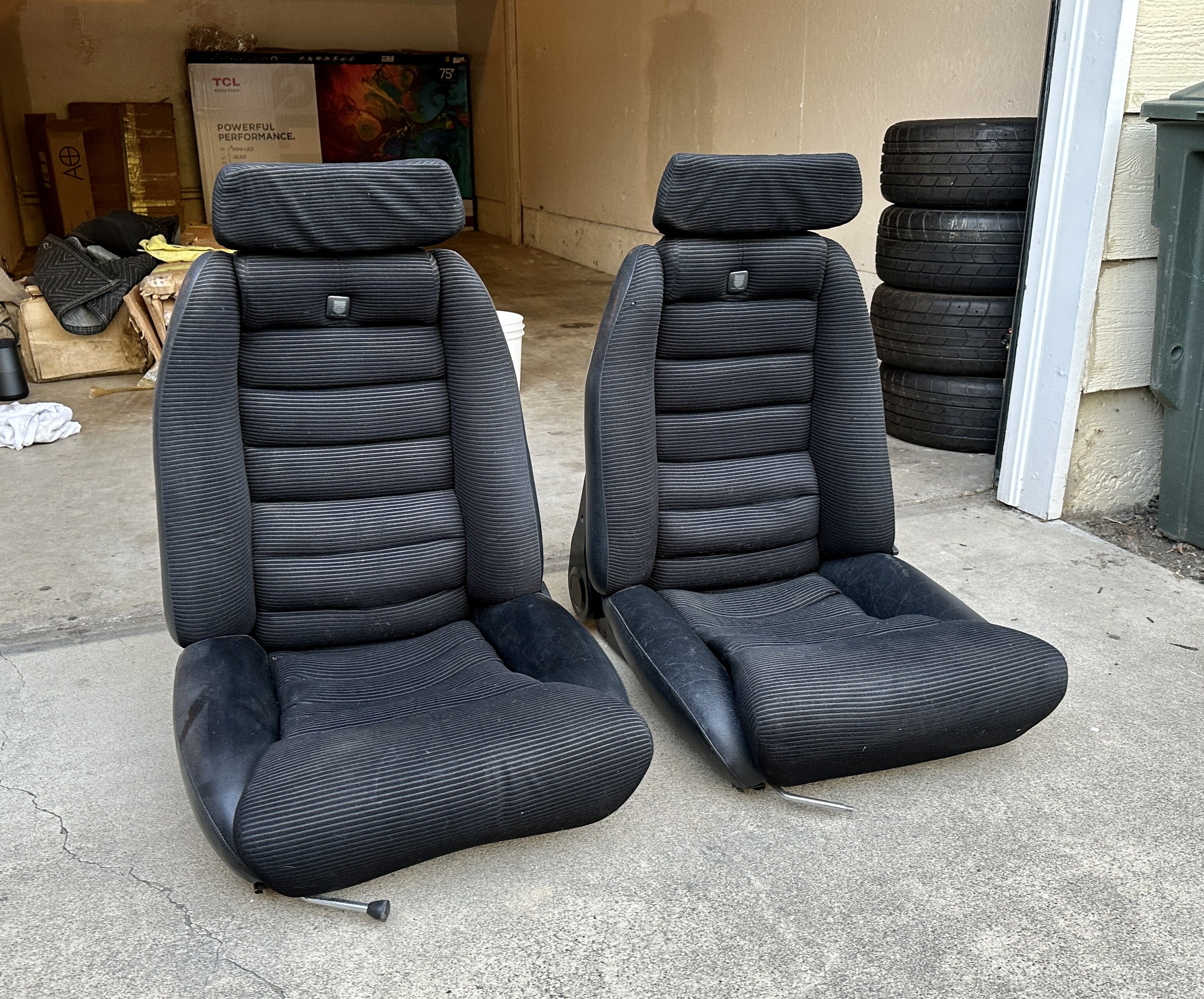 Pair of Scheel 500 Seats - $1700 |﻿ Body and Interior