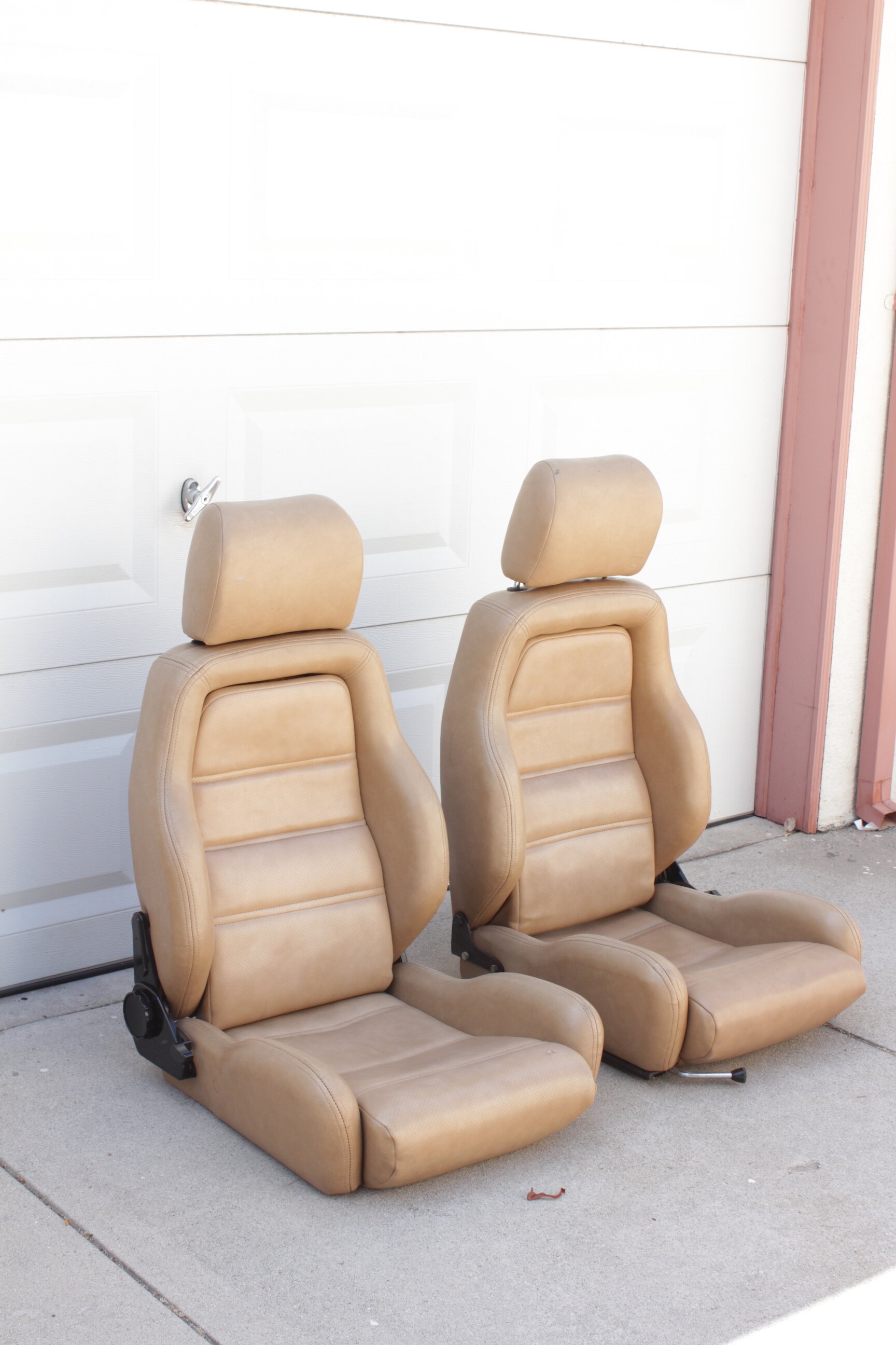 Vintage Koenig Seats |﻿ Body and Interior