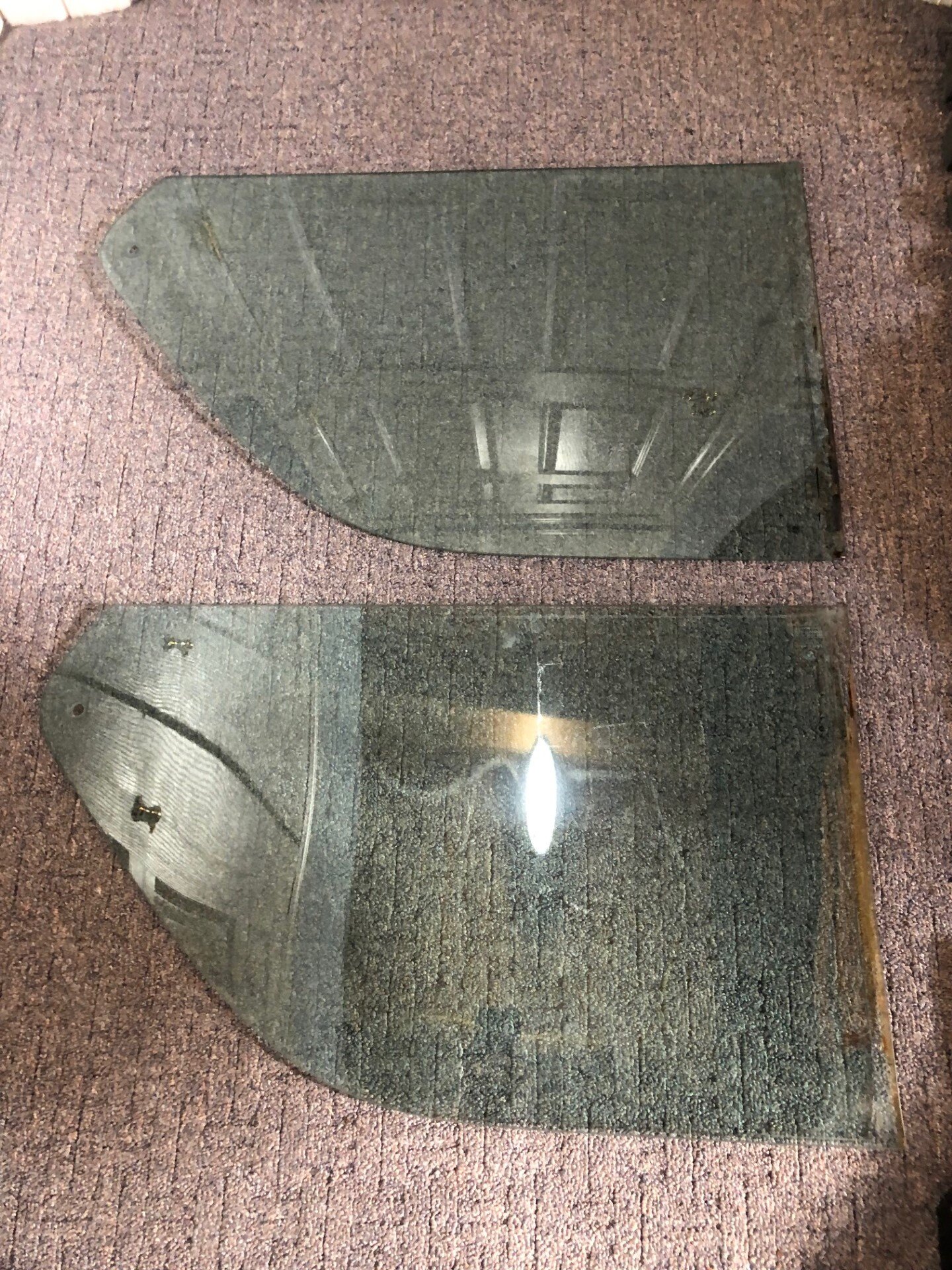 Rear side glass |﻿ Body and Interior