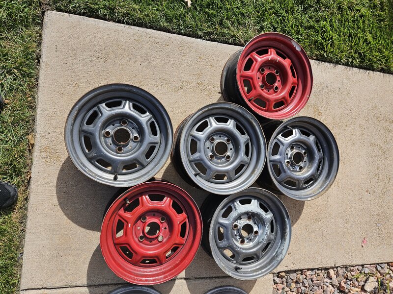 12 E21 13X5.5 steelies and alloy wheels |﻿ Wheels