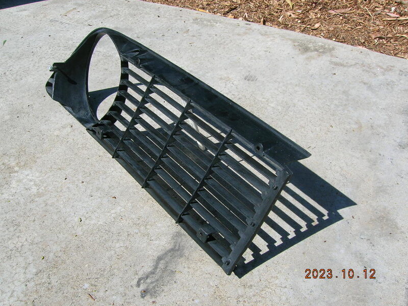 Front Grill Drivers Side |﻿ Body and Interior