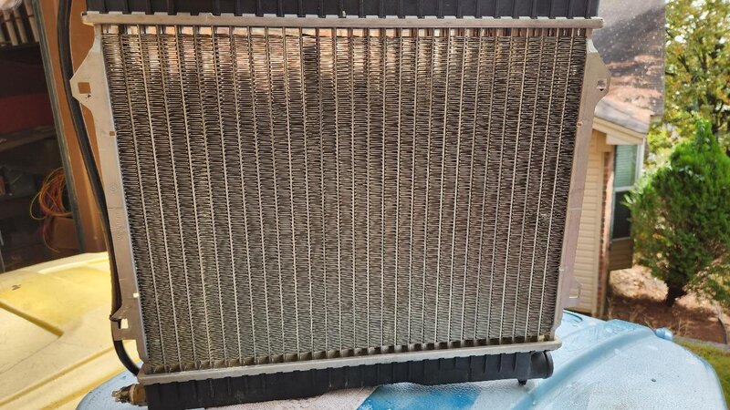 2002/320i BEHR Radiator |﻿ Engine and Drivetrain