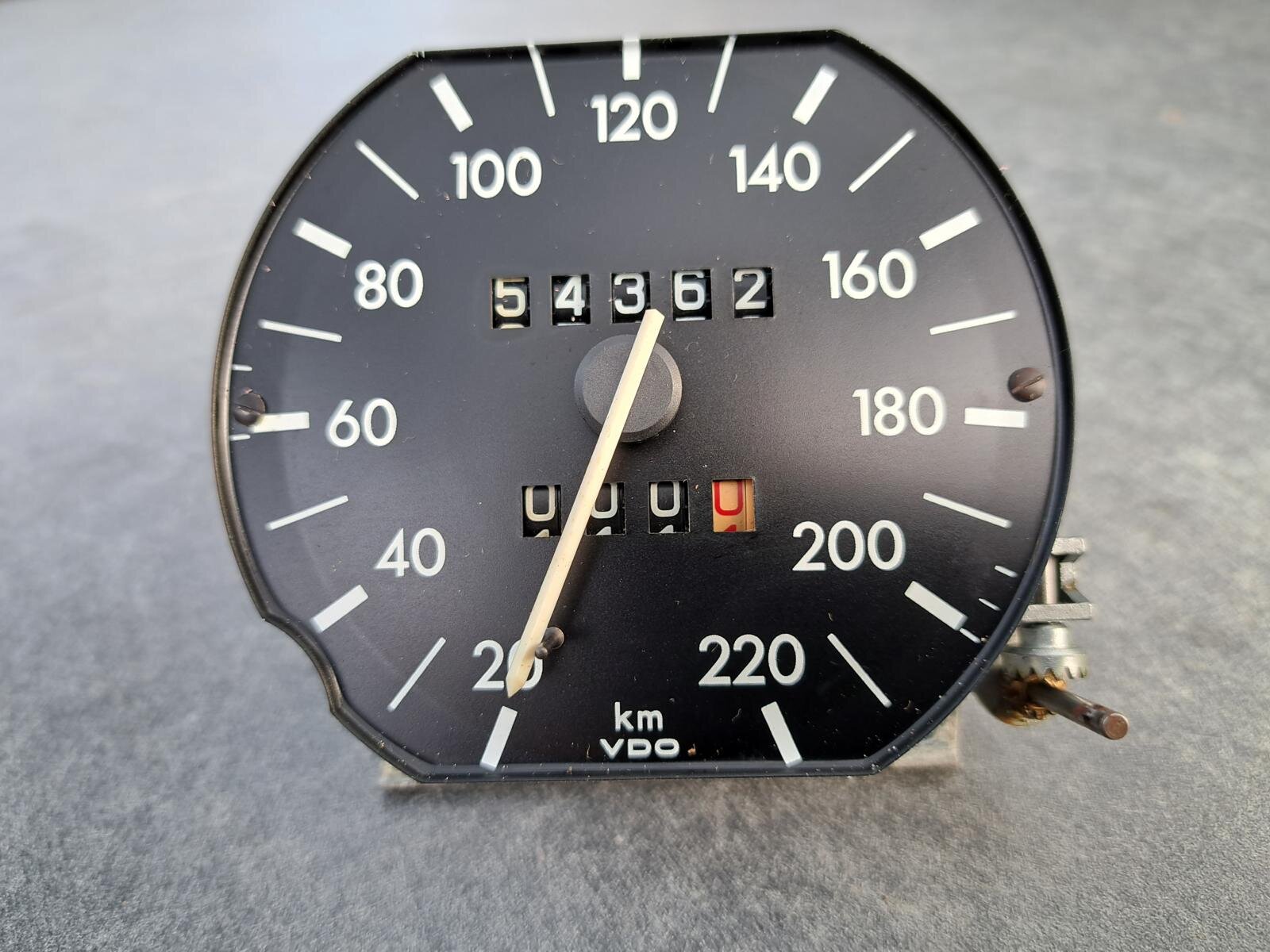 1973 2nd series 220 kph speedo W=0.8 w/o crosshair |﻿ Body and Interior