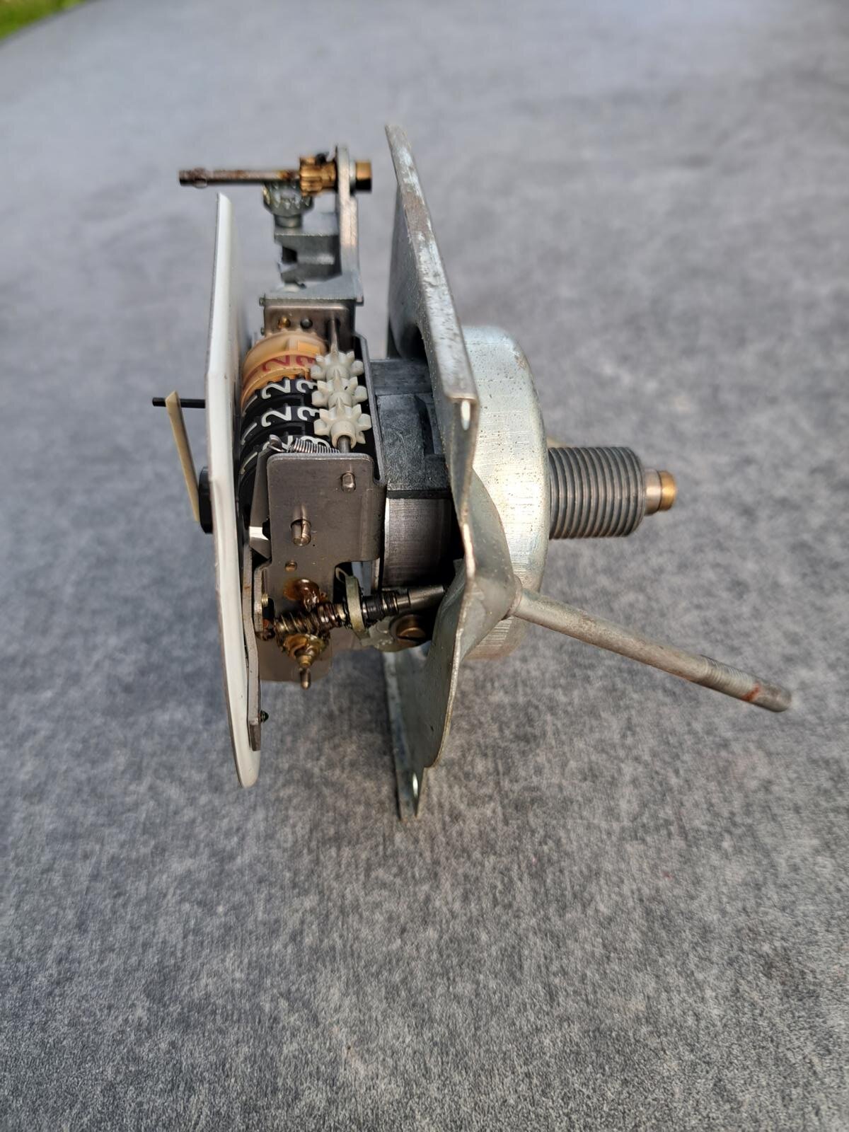 1973 2nd series 220 kph speedo W=0.8 w/o crosshair |﻿ Body and Interior