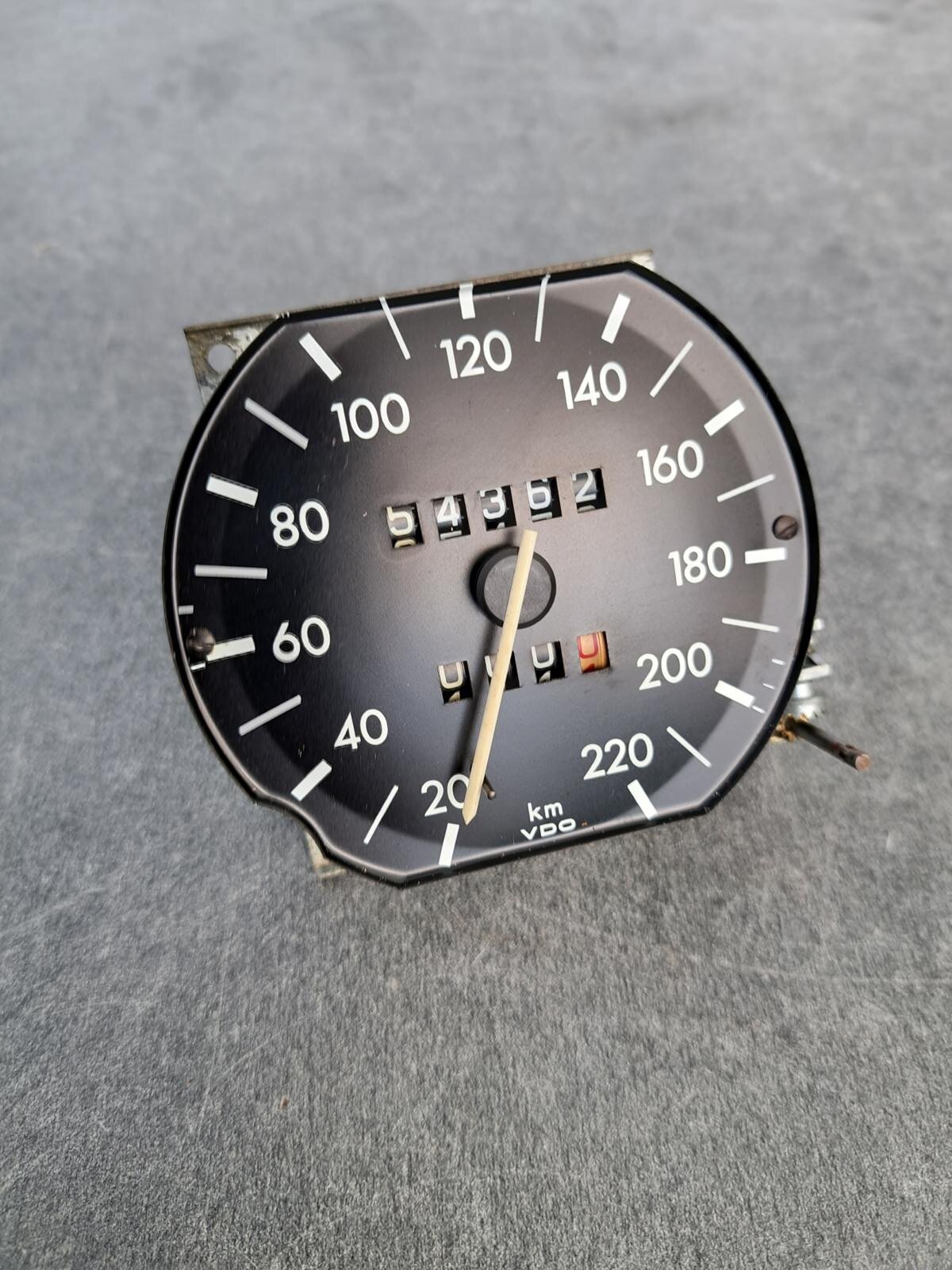 1973 2nd series 220 kph speedo W=0.8 w/o crosshair |﻿ Body and Interior