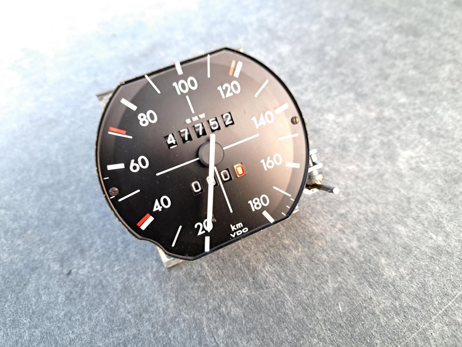 1977 speedo 180 kph 3rd series w/crosshair W=0.91 |﻿ Body and Interior