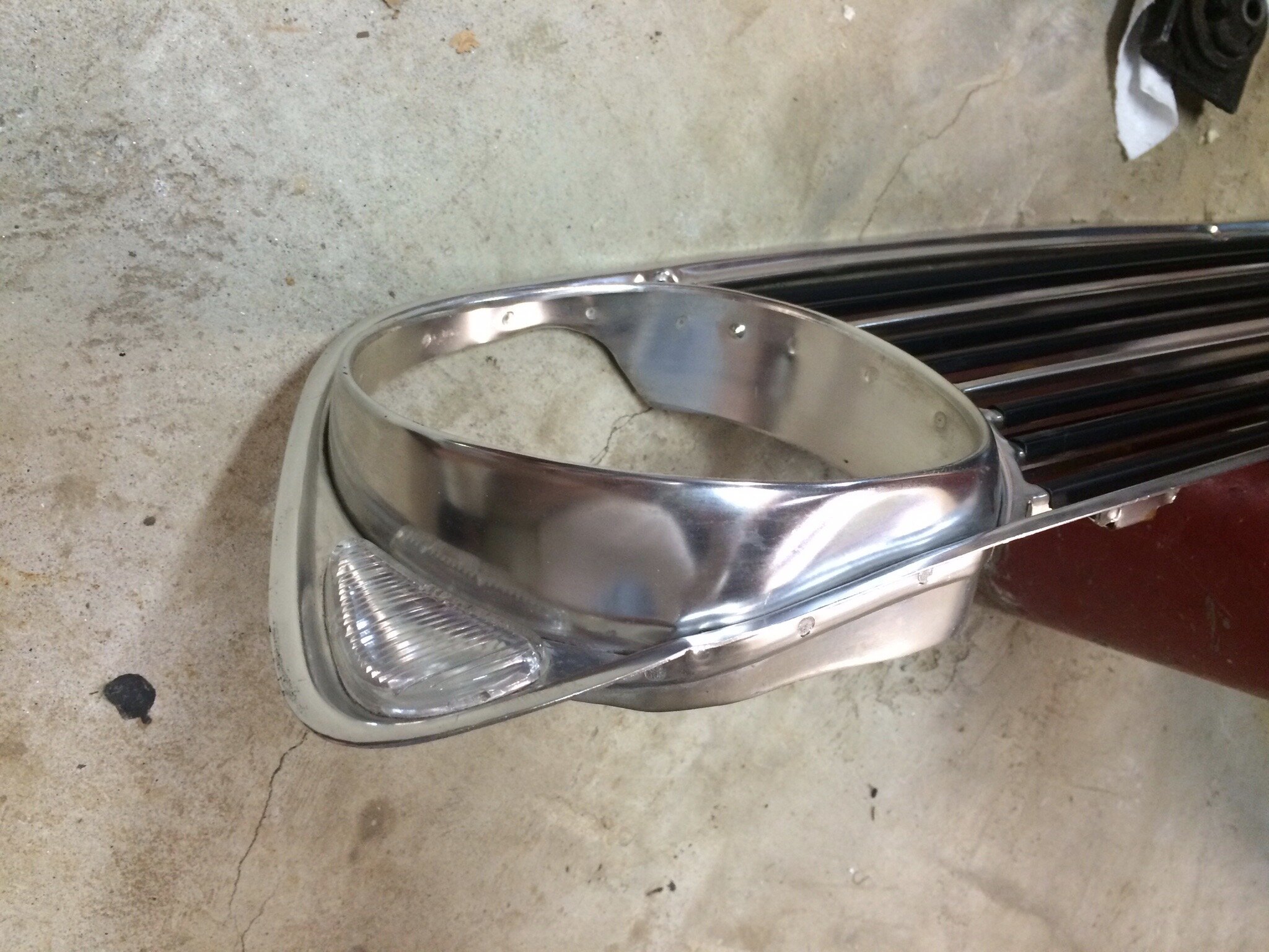 Shallow Dish Right side grill 69 -73. Missing Top Louver |﻿ Body and ...